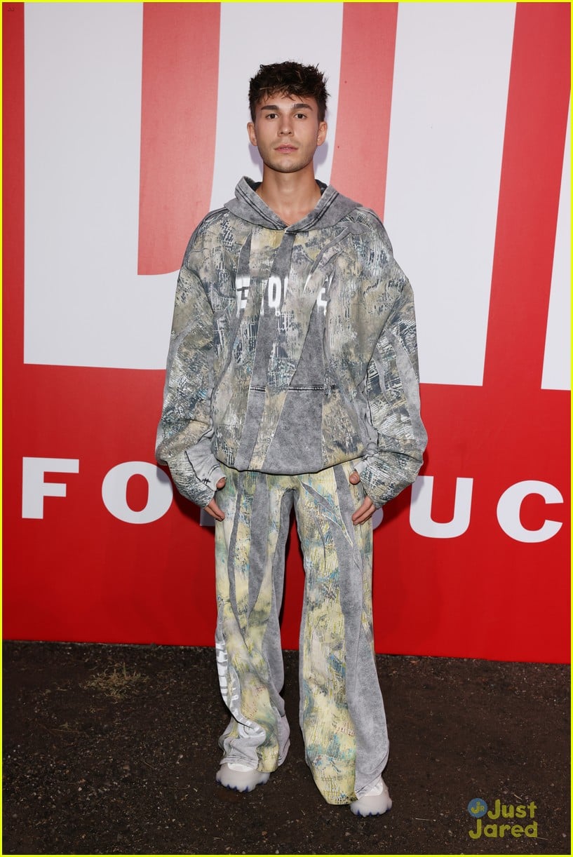 Elevator Boys & More Influencers Take Over Diesel Show at Milan Fashion ...