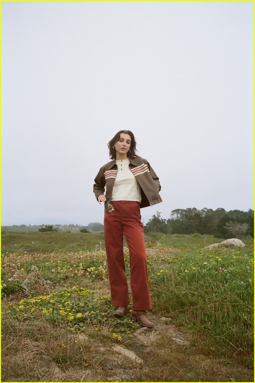 Emma Chamberlain Launches New Collaboration With Levi's Inspired by ...