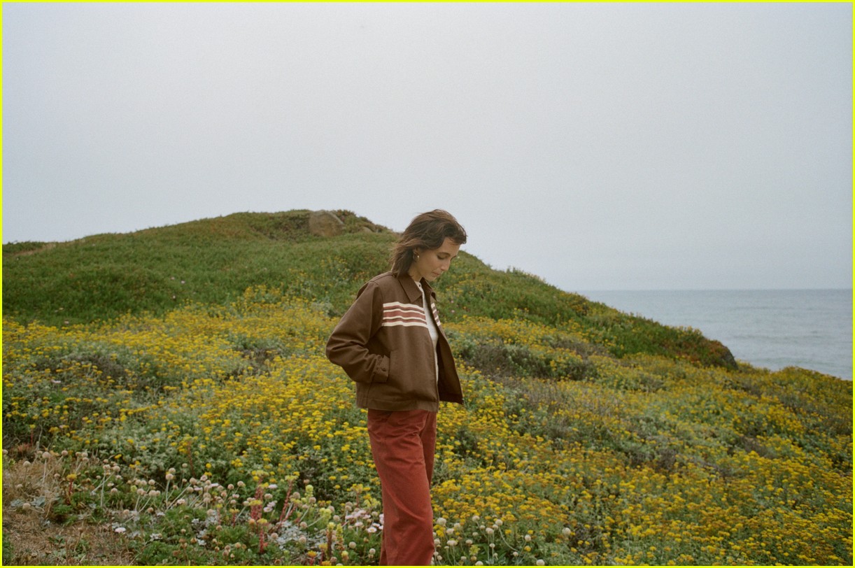 Emma Chamberlain Launches New Collaboration With Levi's Inspired by ...