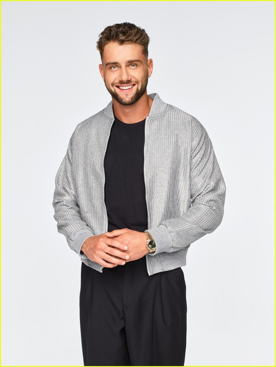 Who is Rylee Arnold? Meet Dancing With the Stars' Newest Pro Dancer ...