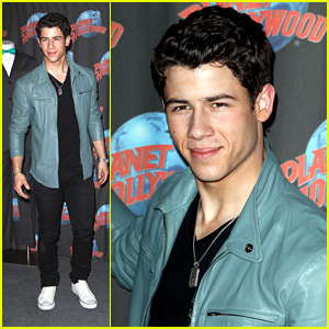 Nick Jonas is ‘Open’ To Guest Starring on ‘Glee’ | Jonas Brothers, Nick ...