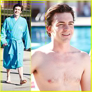 Drake Bell: Shirtless for ‘Splash’ Diving Practice | Drake Bell | Just ...