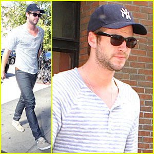 Liam Hemsworth: ‘Paranoia’ Out on DVD in November! | Liam Hemsworth ...