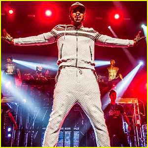 Jason Derulo Does It For the Fans! | Jason Derulo | Just Jared Jr.