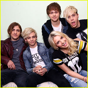 R5 Gets Silly and Answers Some Fan Questions! | Ellington Ratliff, R5 ...