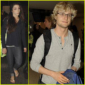 Charlie White Takes His Pup on the Ice! (Video) | Charlie White, Meryl ...