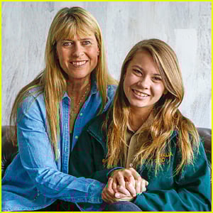 Bindi Irwin Is Australia’s Young Conservationist Of The Year! | Bindi ...