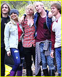 See Behind-the-Scenes Pics From R5′s New Photo Shoot! | Newsies, R5 ...