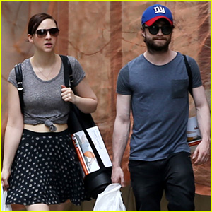 Daniel Radcliffe is Super Fan Friendly While Shopping in NYC With ...