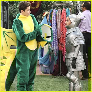 Is Max Really Dating Karl On ‘Dog With A Blog’?! | Danielle Soibelman ...