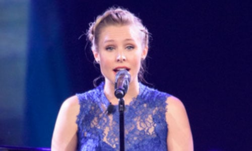 ‘Frozen’ Cast Sings ‘Do You Want to Build a Snowman?’ at D23 Expo ...