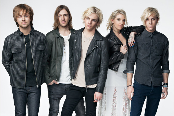 R5 Wrap Up Tour In Europe with Ryland; Announce New Year’s Vegas Show ...