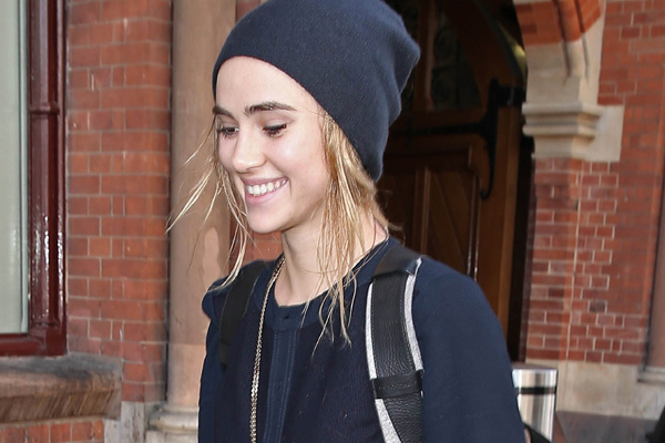 Suki Waterhouse Sometimes Sleeps In Her Eye Makeup | Suki Waterhouse ...