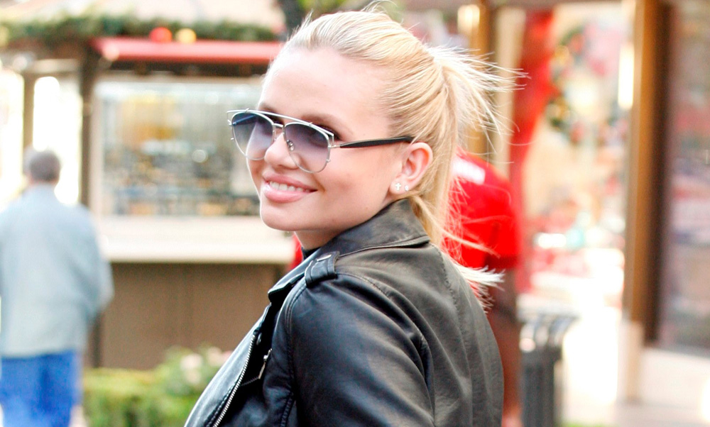 Alli Simpson Would Love To Collaborate With Conrad Sewell | Alli ...