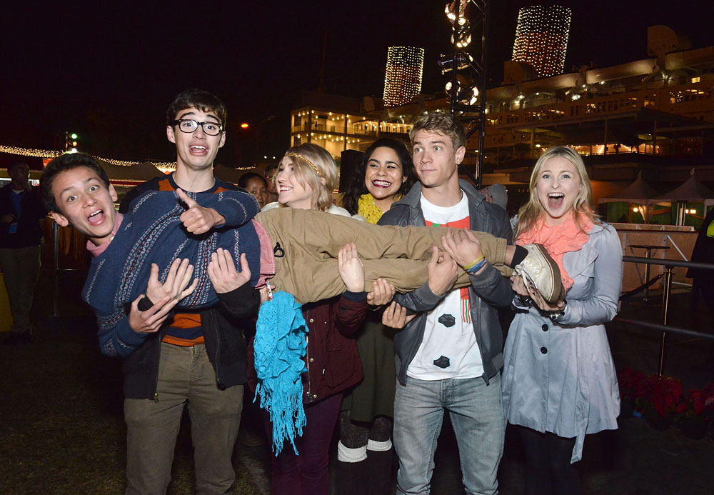 The ‘Liv and Maddie’ Returns To The Queen Mary’s CHILL Event For 2nd ...