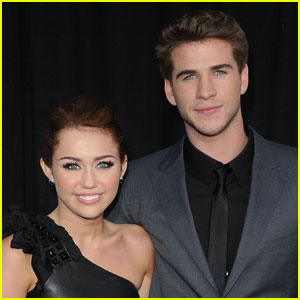 Exes Liam Hemsworth & Miley Cyrus Reunite in Australia (PHOTOS) | Liam ...