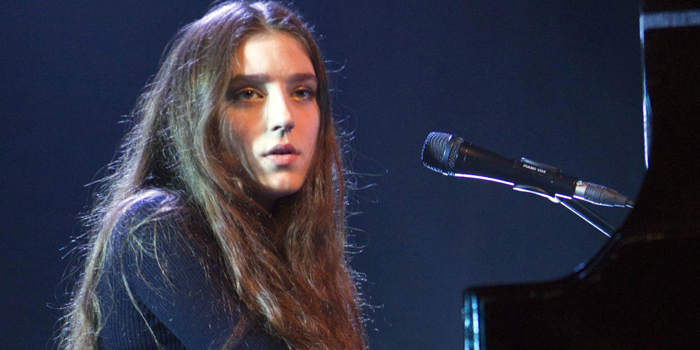 Birdy Sometimes Tires Of Playing ‘Skinny Love’ | Birdy | Just Jared Jr.