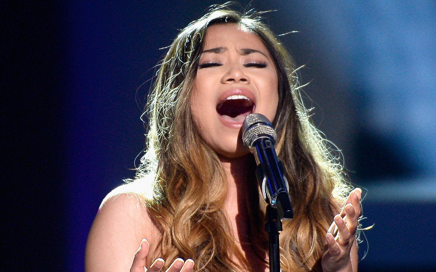 Jessica Sanchez Sings Incredible Version of ‘The Prayer’ on ‘Idol ...
