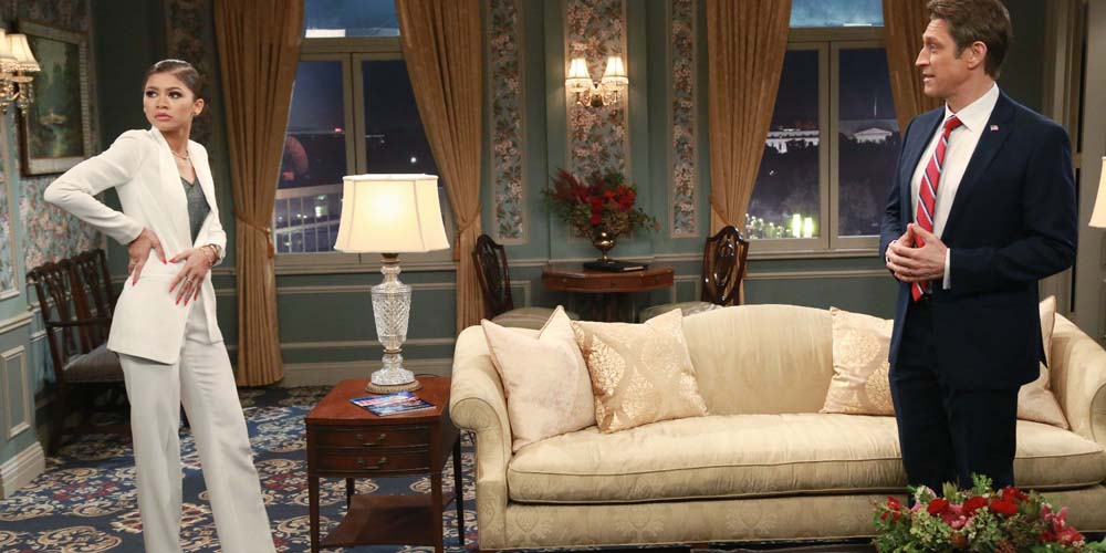 K.C. & The Coopers Protect The President on Tonight’s ‘K.C. Undercover ...