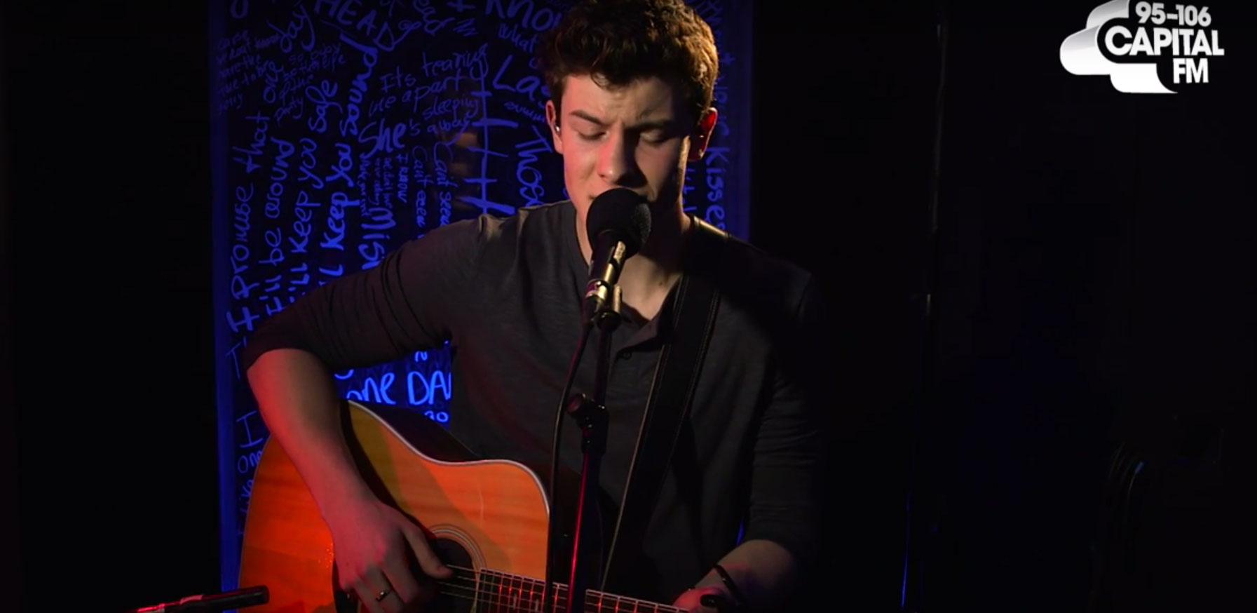 Watch Shawn Mendes Perform an Epic Drake Mash-Up! | Music, Shawn Mendes ...