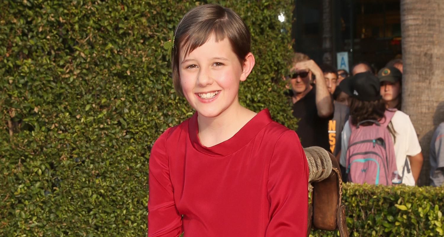 Ruby Barnhill Brings ‘The BFG’ to Hollywood | Ariana Greenblatt, Aubrey ...