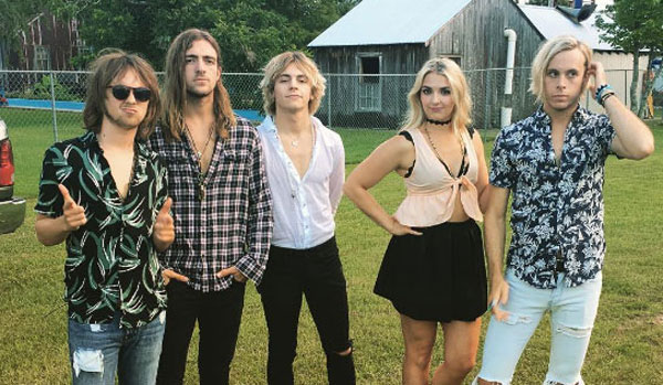R5 Shares Pics from Baton Rouge Show! | Ellington Ratliff, Music, R5 ...