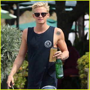 Cody Simpson Shows off Super Ripped Muscles in Malibu! | Cody Simpson ...