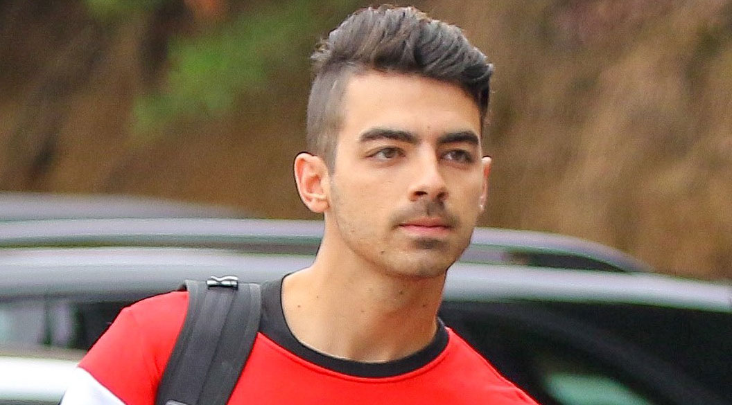 Joe Jonas’ Reddit AMA Was His Most Revealing Interview Ever! | Joe ...