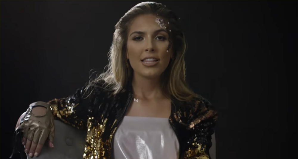 Jena Rose Exclusively Premieres ‘Turn the Page’ Music Video – Watch Now ...