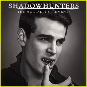 Fans Freak Out Over Alberto Rosende’s ‘Shadowhunters’ Simon Poster ...