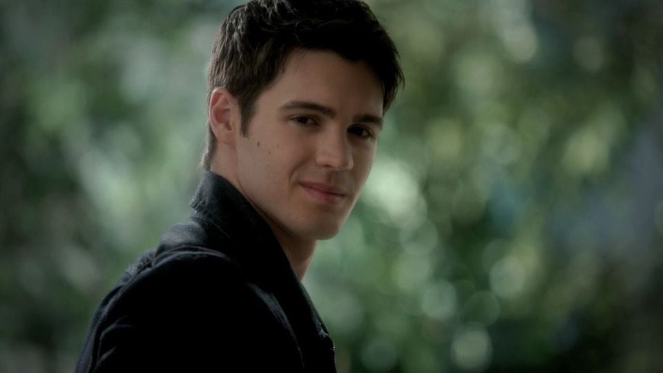 Steven R. McQueen Is Back For ‘Vampire Diaries’ Series Finale! | Steven ...