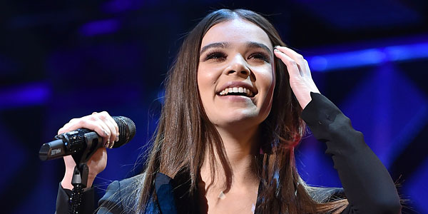Hailee Steinfeld Celebrates 5 Million Followers on Instagram — Pic ...