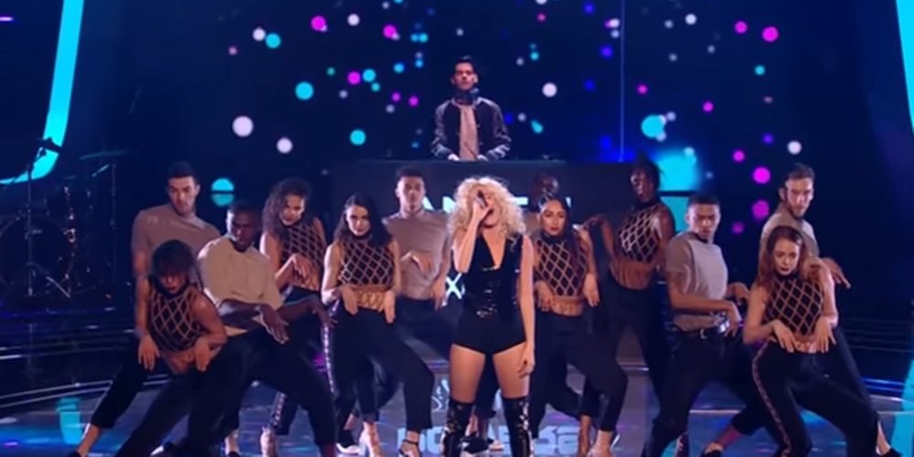 Pixie Lott Shows Off New Dance Moves on ‘The Voice UK’ with ‘Baby ...