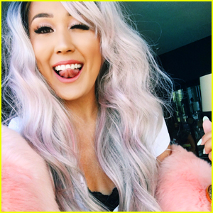 LaurDIY Turned Into The Prettiest Mermaid Ever With a Silver Pink Wig ...
