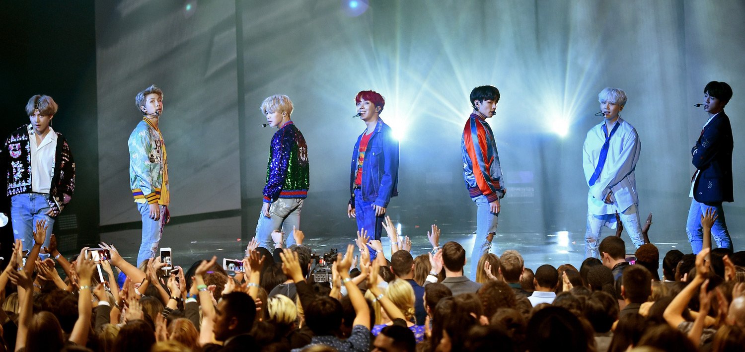 BTS Perform ‘DNA’ at American Music Awards 2017 (Video) | 2017 american ...