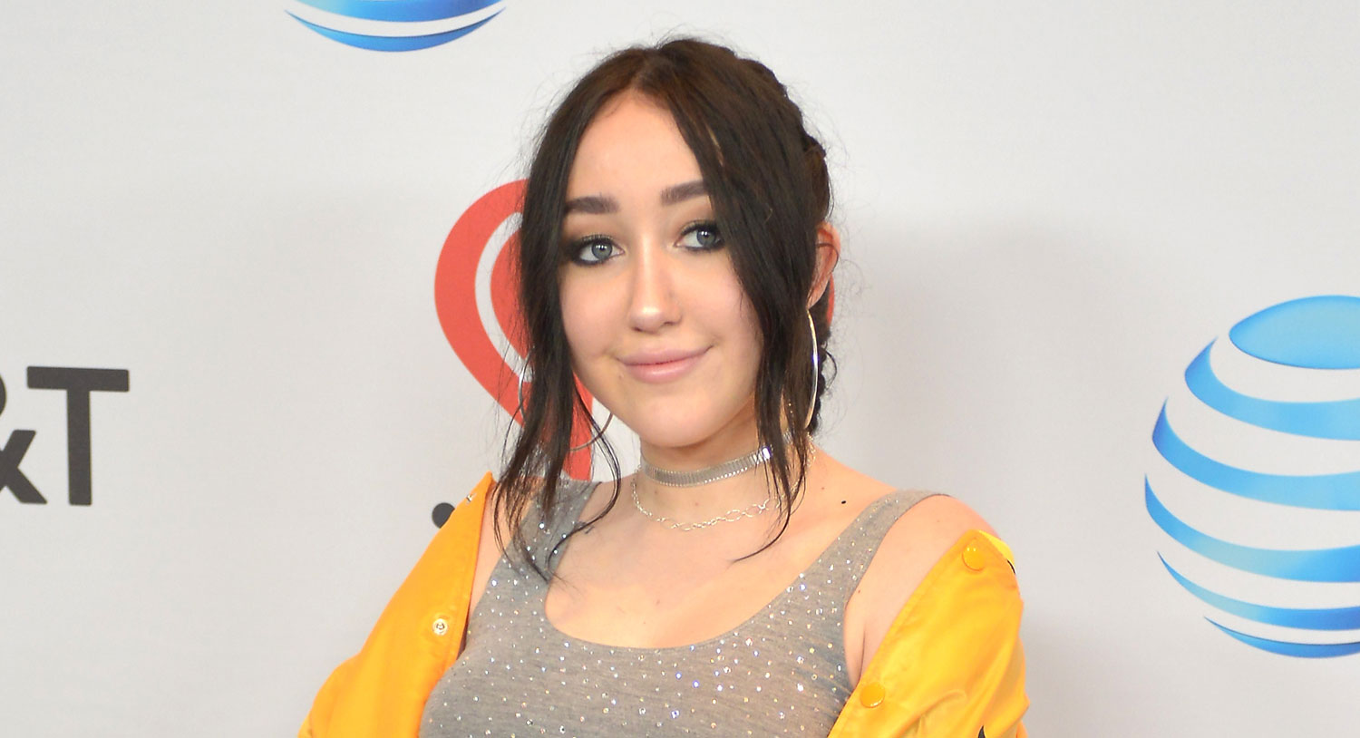 Noah Cyrus Celebrates & Thanks Fans For First Year of Music | Noah ...