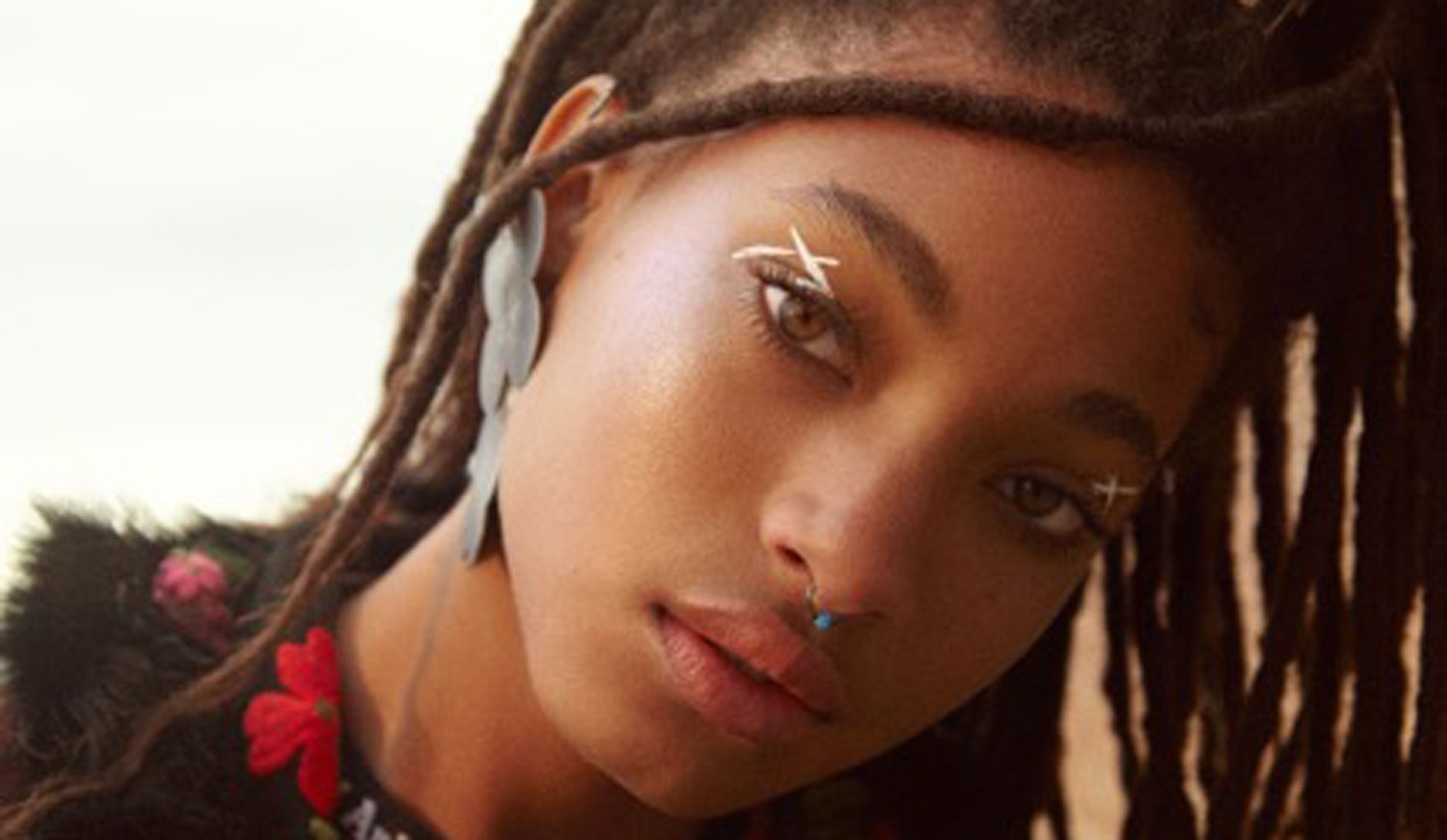 Willow Smith Looks Stunning In ‘girlgaze Zine Cover Shoot Magazine Willow Smith Just Jared Jr
