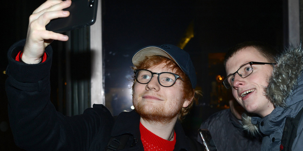 Ed Sheeran Takes Selfies With Fans While Taping a Show in Dublin! | Ed ...