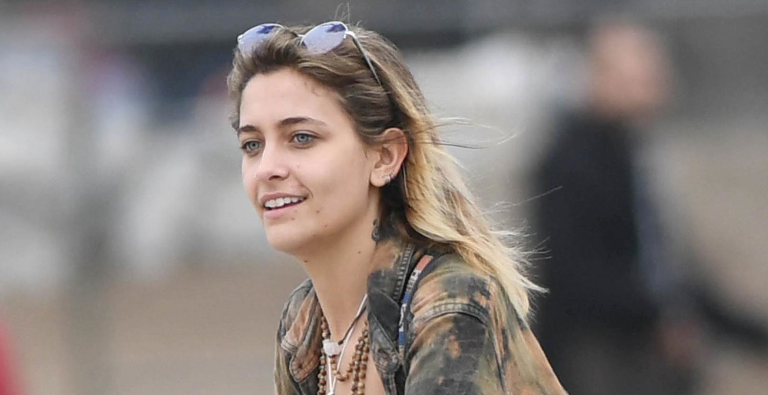 Paris Jackson Rides Her Skateboard To Cope With Emotional Breakdown ...