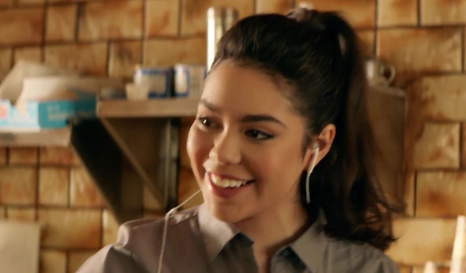 Auli’i Cravalho Sings in ‘Rise’ Super Bowl Commercial – Watch Now ...