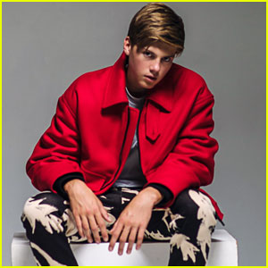 Ruel Drops Music Video For ‘Don’t Tell Me’ – Watch Now! | Music, Ruel ...