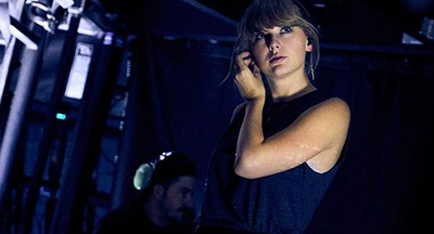 Taylor Swift Teases Two Songs From Her ‘Reputation’ Tour Set List ...