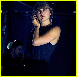 Taylor Swift Teases Two Songs From Her ‘Reputation’ Tour Set List ...