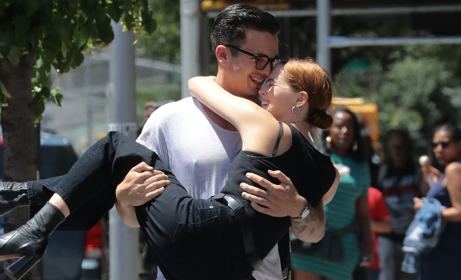 Zoey Deutch & Boyfriend Dylan Hayes Are Such a Cute Couple! | Dylan ...