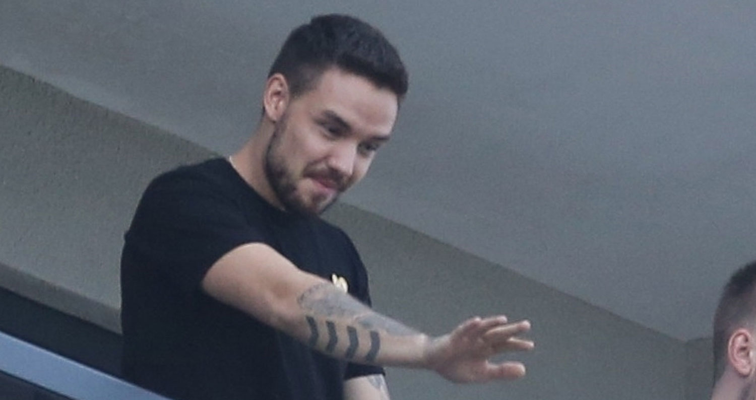 Liam Payne Performs One Direction’s ‘Little Things’ From Hotel Balcony ...