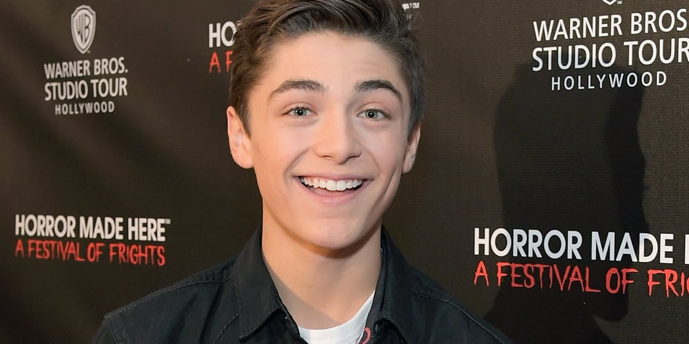 Asher Angel Gets Big Compliment From ‘Shazam!’ Co-star Zachary Levi ...
