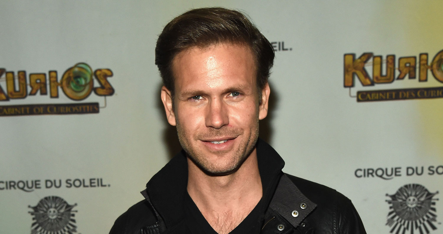 Matt Davis Says Alaric Saltzman Is Similar to Dumbledore on ‘Legacies ...
