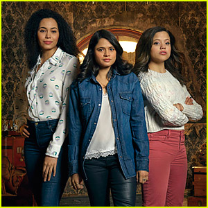 This Original ‘Charmed’ Star Wants You To Stop Hating on ‘Charmed ...