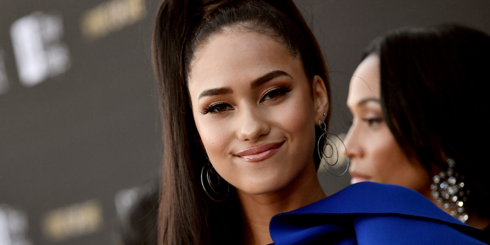 Skylar Stecker Shines in Royal Blue Gown at City of Hope’s Spirit of ...