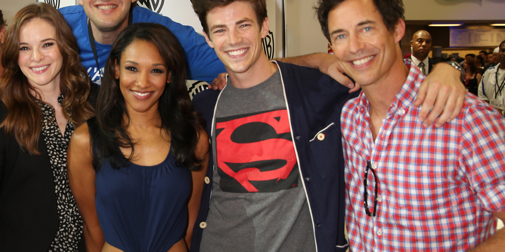 ‘The Flash’ Cast Gives Back For Holiday Season With Epic Toy Drive ...